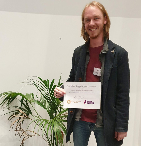 PhD student Max Court wins award at Solar Chemicals Network Symposium ...