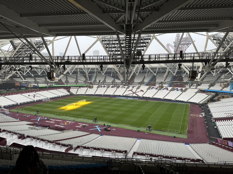SEMS students first to see the London Stadium Solar panel project: QMUL ...