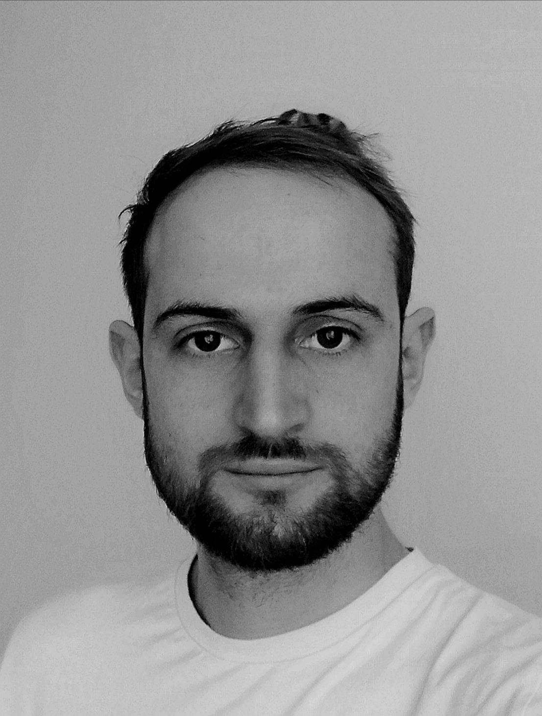 Dr Jon Gorecki - QMUL School of Engineering and Materials Science